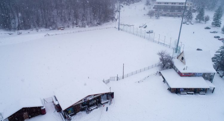 Κλειστό το χιονοδρομικό κέντρο Βόρας-Καϊμάκτσαλαν λόγω χιονοθύελλας ...
